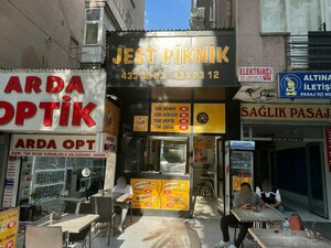 Jest Piknik (Ankara, Çankaya, Mithatpaşa Cad., 59A), kafe  Ankara'dan