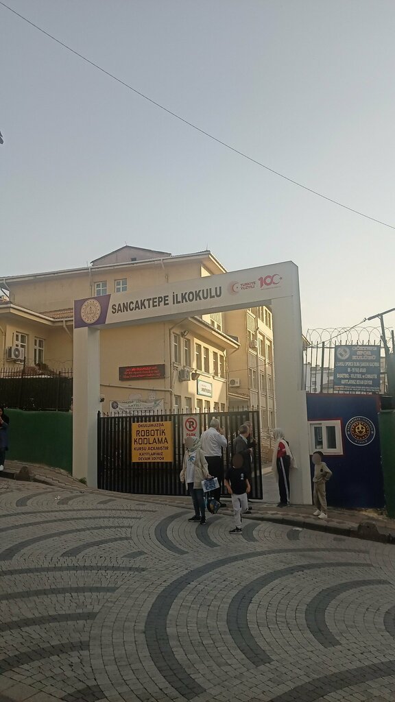 i̇lkokul Sancaktepe İlkokulu, İstanbul, foto