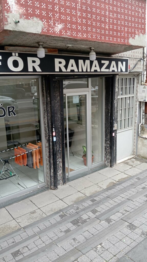 Berberler Kuaför Ramazan, İstanbul, foto
