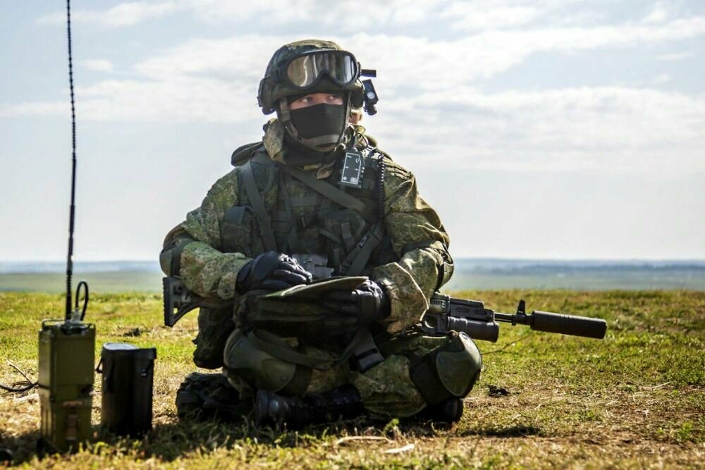 Uçuş kulüpleri Площадка с вышкой для прыжков с парашютом, Kubinka, foto