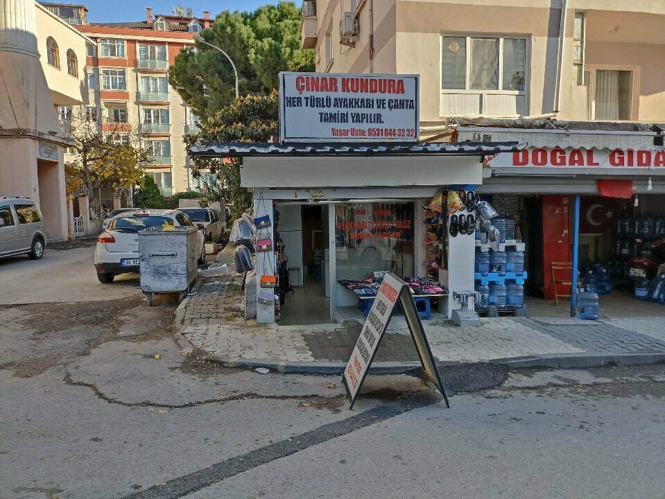 Ayakkabı tamiri Çınar Kundura, İstanbul, foto