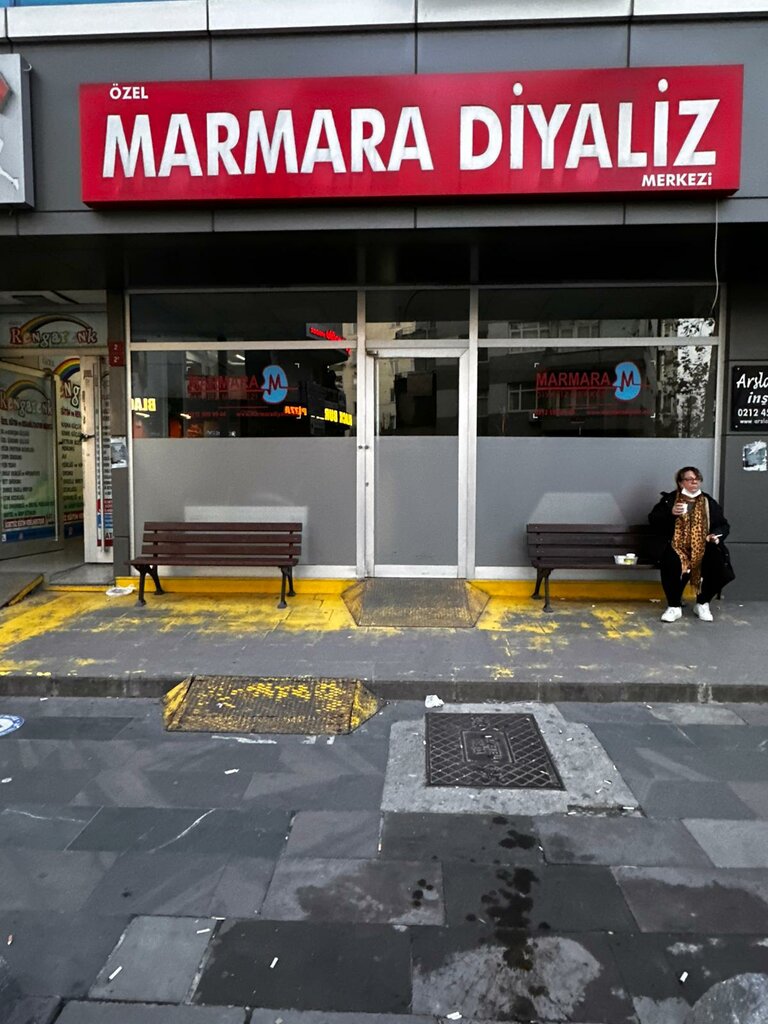 Tıp merkezleri ve klinikler Özel Marmara Diyaliz Merkezi, İstanbul, foto