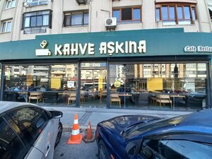 Kahve Aşkına (Bahçelievler, Gazeteci Hasan Tahsin Cd. 29 A, 35150 Karabağlar/İzmir), kafe  İzmir'den