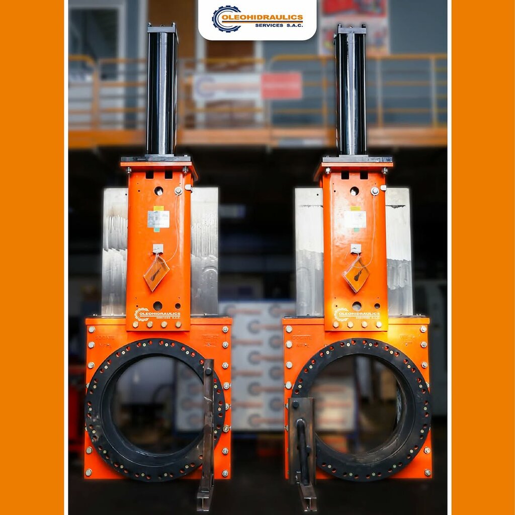 Tekne, kayık, yat Oleohidraulics Services S. A. C., Lima, foto