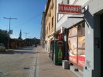 Market (Republic Square No:21), market  Novi Sad'dan