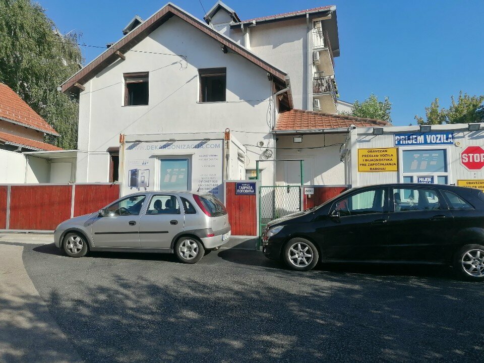 Otomobil servisi Remont Dizni, Belgrad, foto