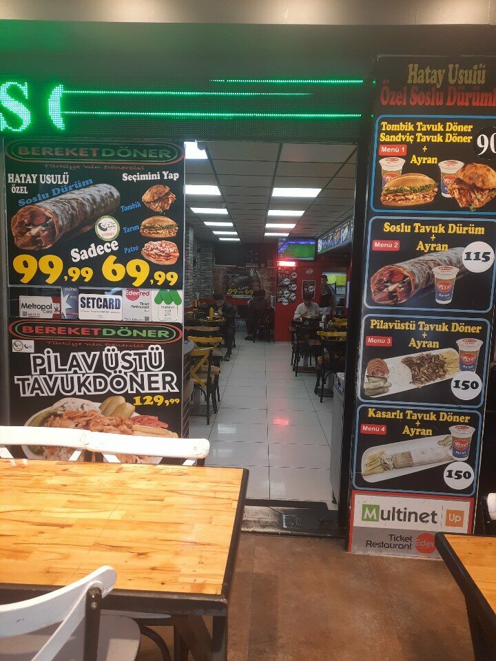 Fast food Kampüs Bereket Döner, İstanbul, foto