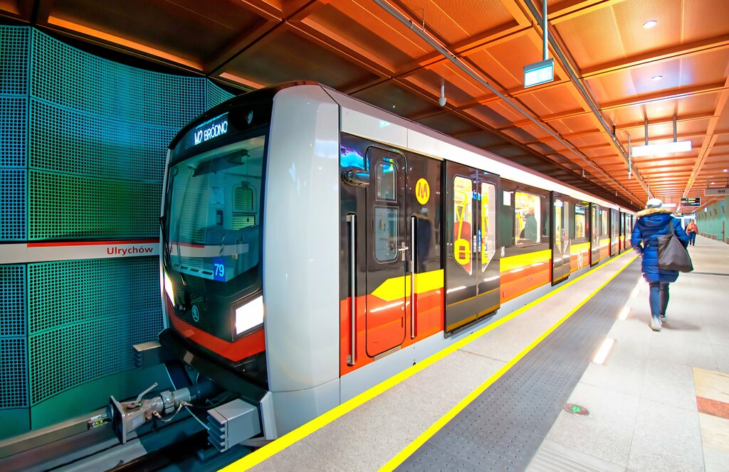 Metro istasyonu metro Ulrychów, Varşova, foto
