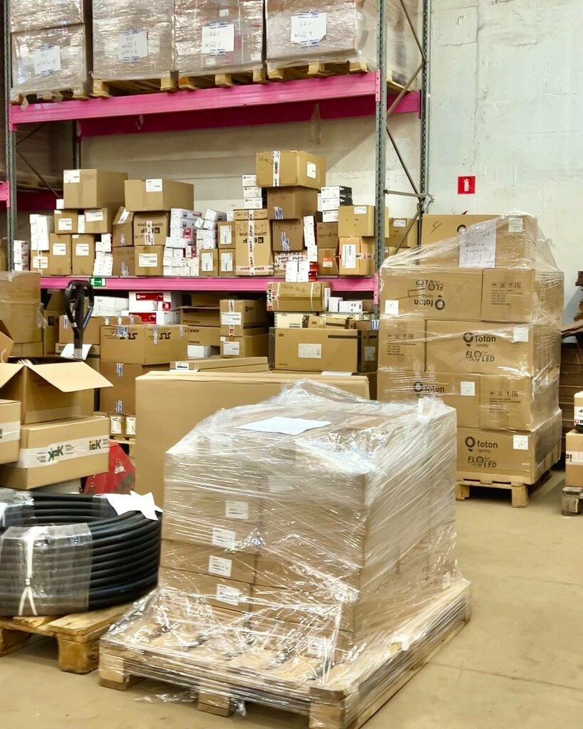 Elektroteknik ürün ve ekipman firmaları GK Profelektro Sklad, Moskova, foto