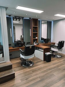 Segment (Mosina Street No:5), berberler  Sestroretsk'ten
