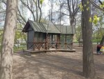 Беличий дом (Moscow, Gorky Central Park of Culture and Leisure), hayvan muhafazaları  Moskova'dan