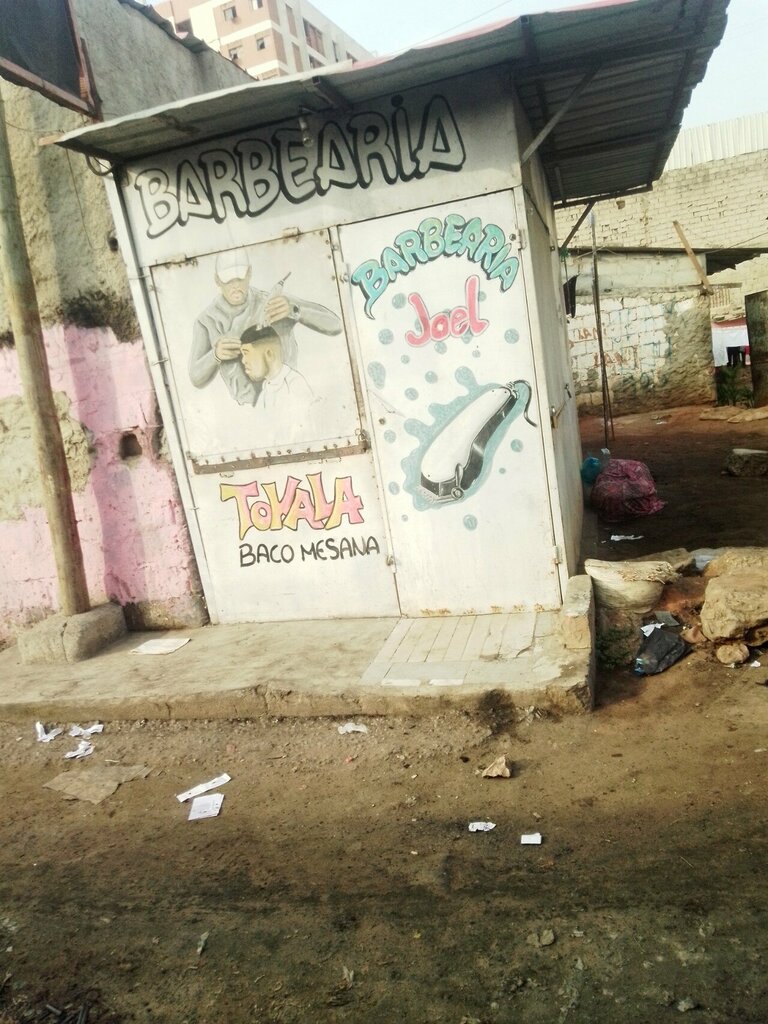 Berberler Barbearia, Loanda, foto