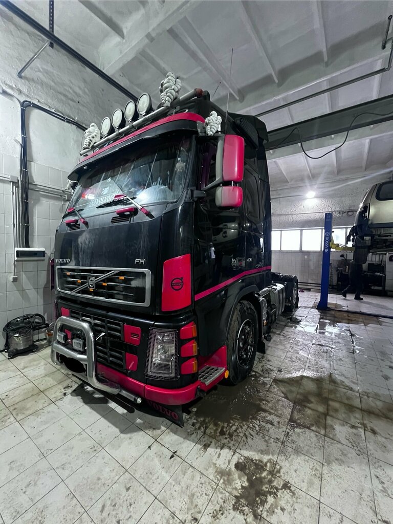 Otomobil servisi Автосервис, Omutninsk, foto