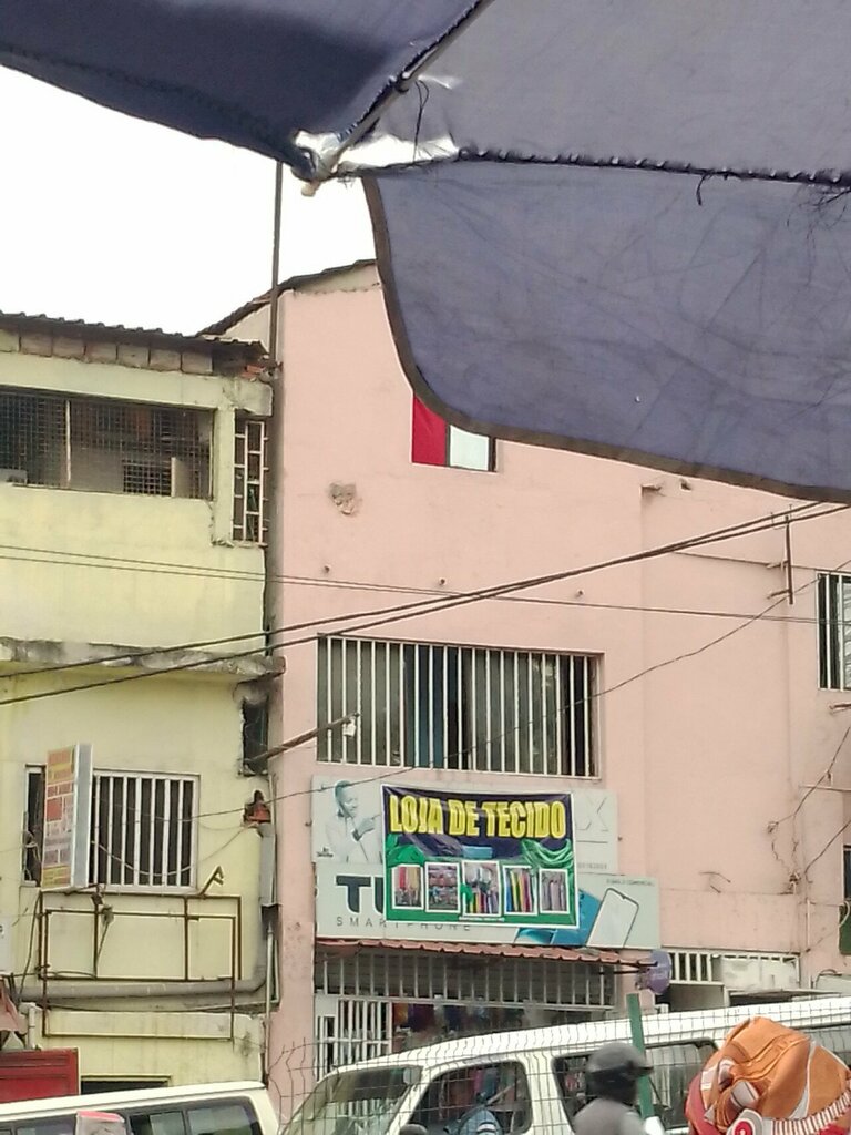 Mefruşat Loja de Tecidos, Loanda, foto