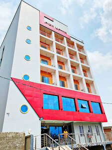 Cofe Hôtel (Centre, Mfoundi, Yaounde 3e, Rue 3.449), otel  Yaunde'den