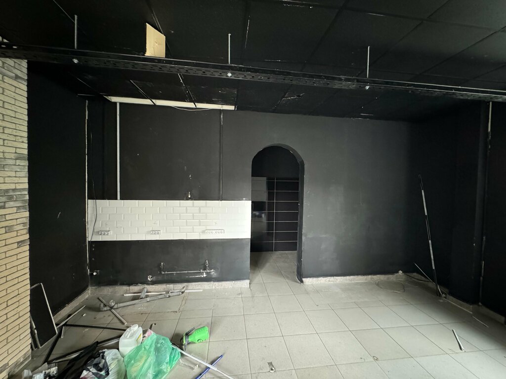 Ekmek fırını Буханка, Lobnia, foto