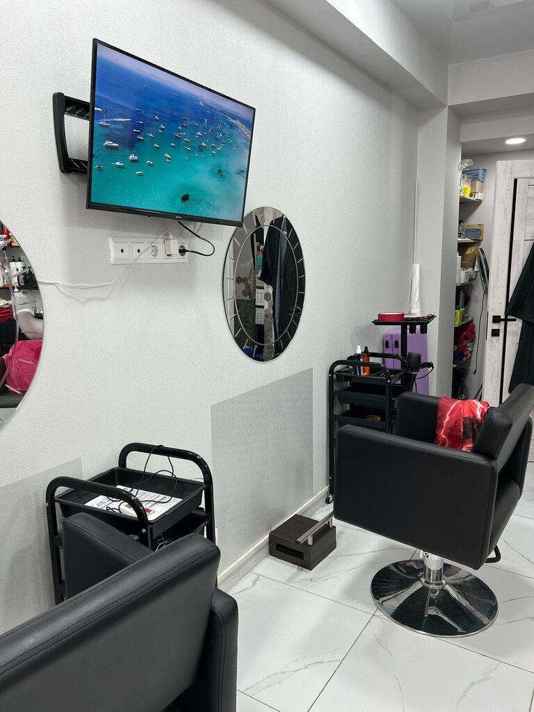 Kuaförler Парикмахерская, Soçi, foto