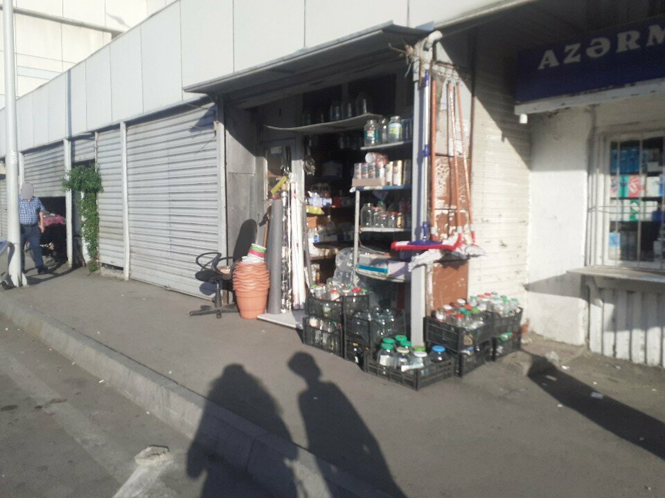 Mini-market Qarışıq Mallar, Bakü, foto