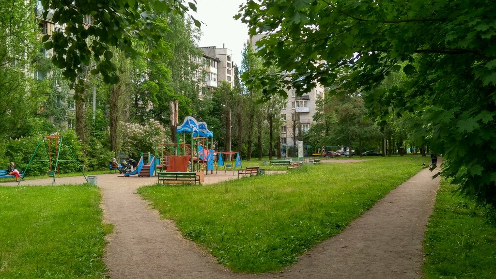 Oyun alanı Playground, Saint‑Petersburg, foto