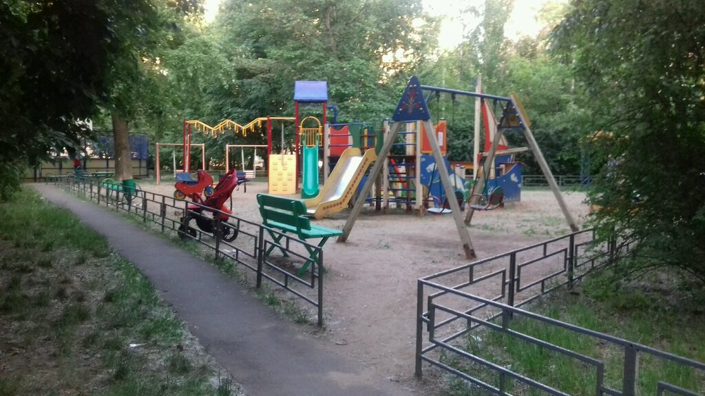Oyun alanı Playground, Moskova, foto