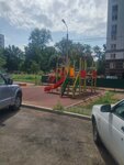 Playground (Nurimanova Street No:5), oyun alanı  Ufa'dan