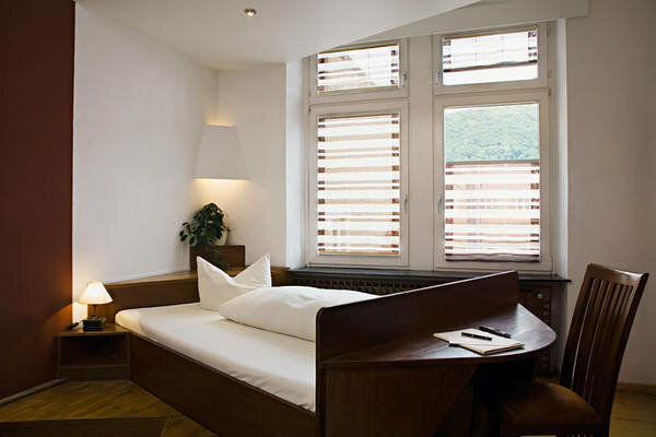 Pencere üretim, satış ve montaj firmaları Nürnberger Gardinenlager GmbH, Nurnberg, foto