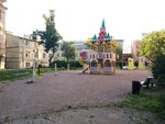Playground (Mayakovskogo Street No:8), oyun alanı  Saint‑Petersburg'dan