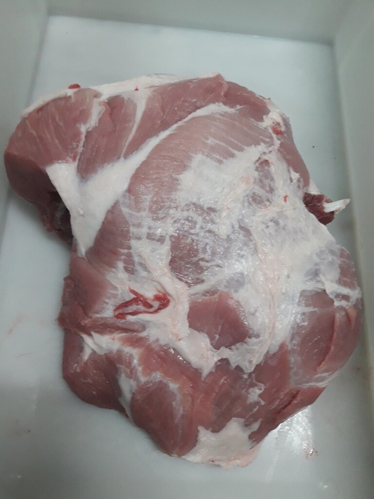 Toptan et ürünleri Новосамарский мясокомбинат, Novokuybyşevsk, foto