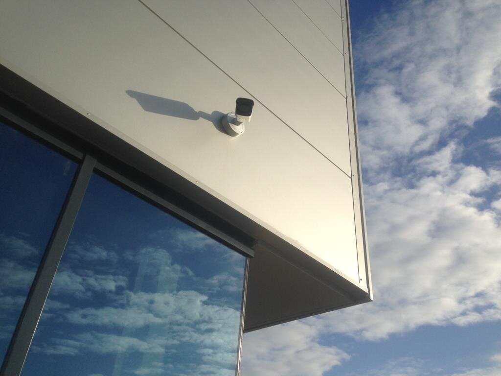 Güvenlik ve alarm sistemleri IFacility, İngiltere, foto