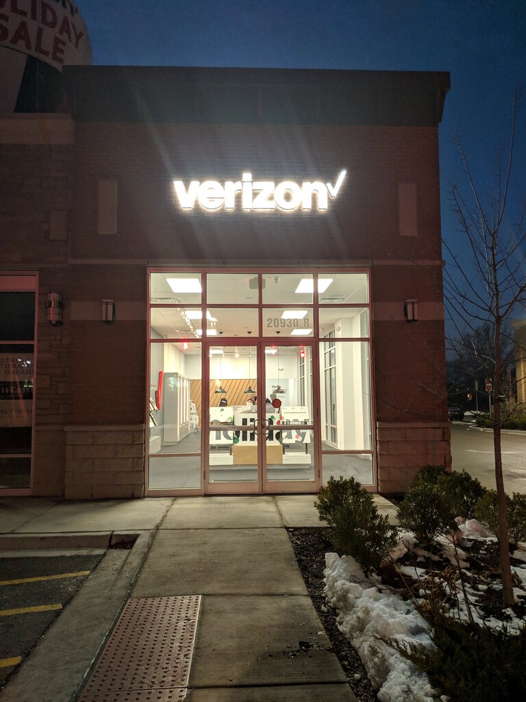 Cep telefonu ve aksesuarları satış mağazaları Verizon Authorized Retailer - Tcc, İllinois, foto