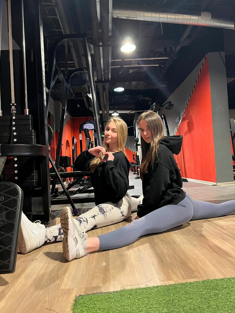 Fitness kulüpleri Azimut fitness, Rostov, foto