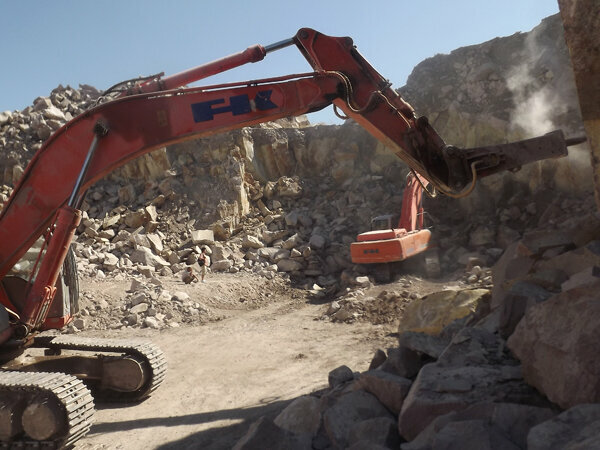 Madencilik işletmeleri Surtaş Madencilik, Ankara, foto