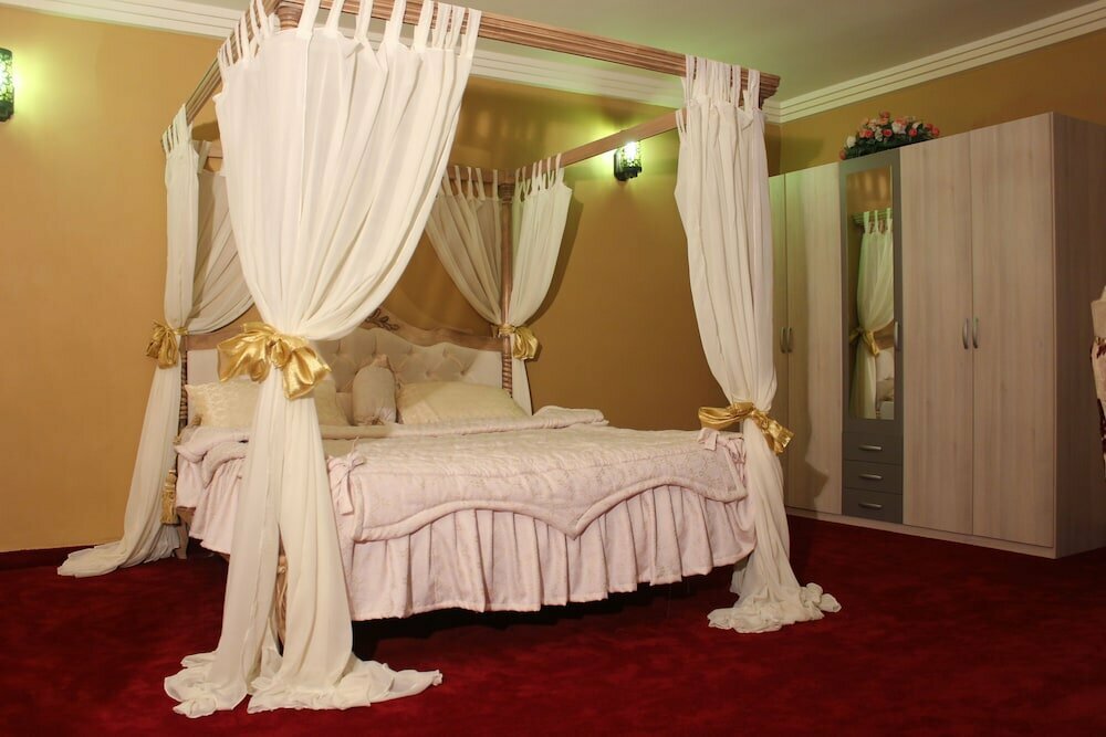 Otel Crystal Palace, Abican, foto