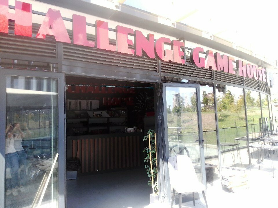 Oyun salonları Challenge game house, İstanbul, foto