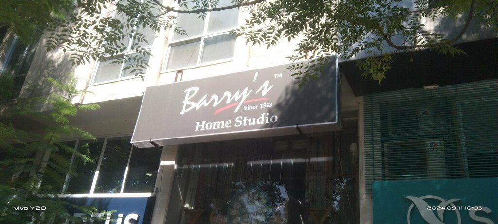 Mobilya aksesuar ve parçaları Barry's Home Studio, Islamabad, foto