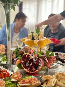 Yntymak (ulitsa Ybyraya Altynsarina No:1, Qyzyljar aýyly), restoran  Almatı eyaletinden