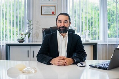 Özel muayenehaneler Op. Dr. Bora Yücel Plastik Rekonstruktif Estetik Cerrahi, Antalya, foto