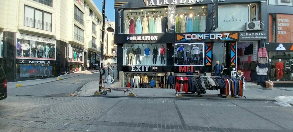 Giyim mağazası Exit life, İstanbul, foto
