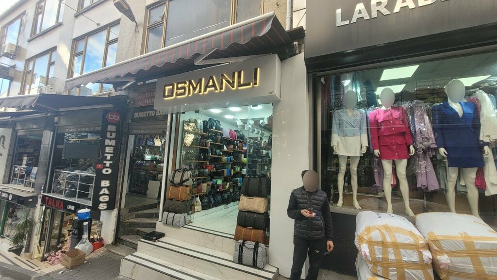 Ayakkabı mağazaları Osmanlı Çanta, İstanbul, foto