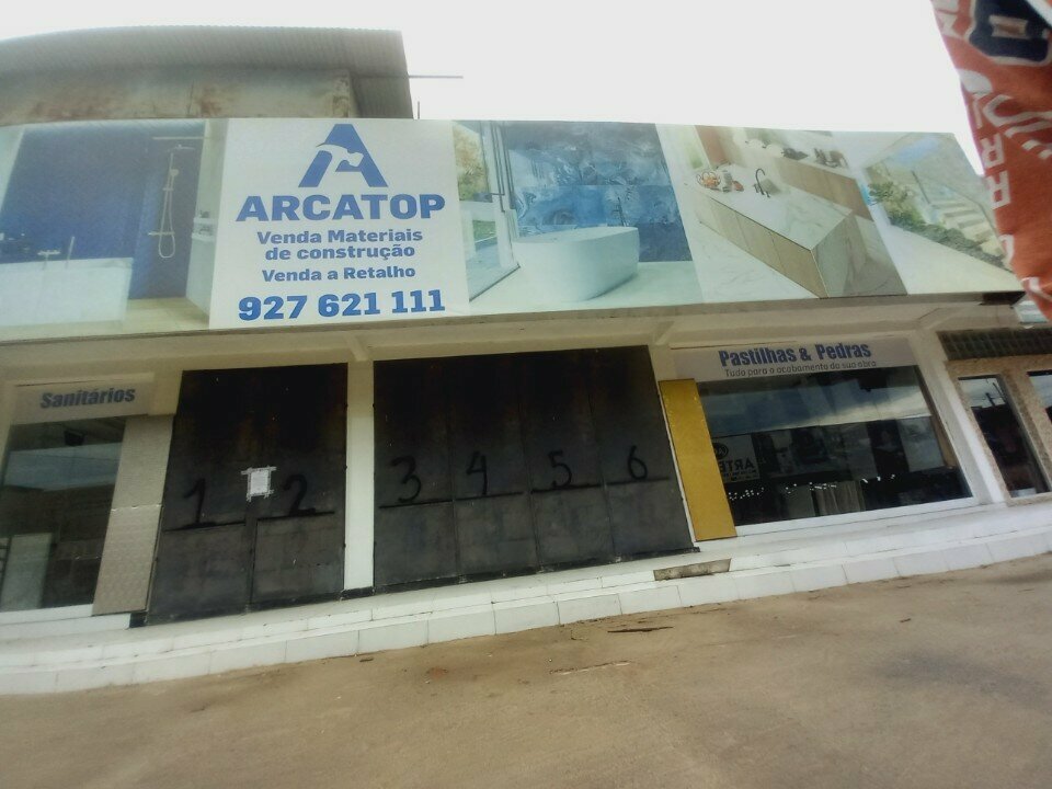Yapı hipermarketi Arcatop, Loanda, foto