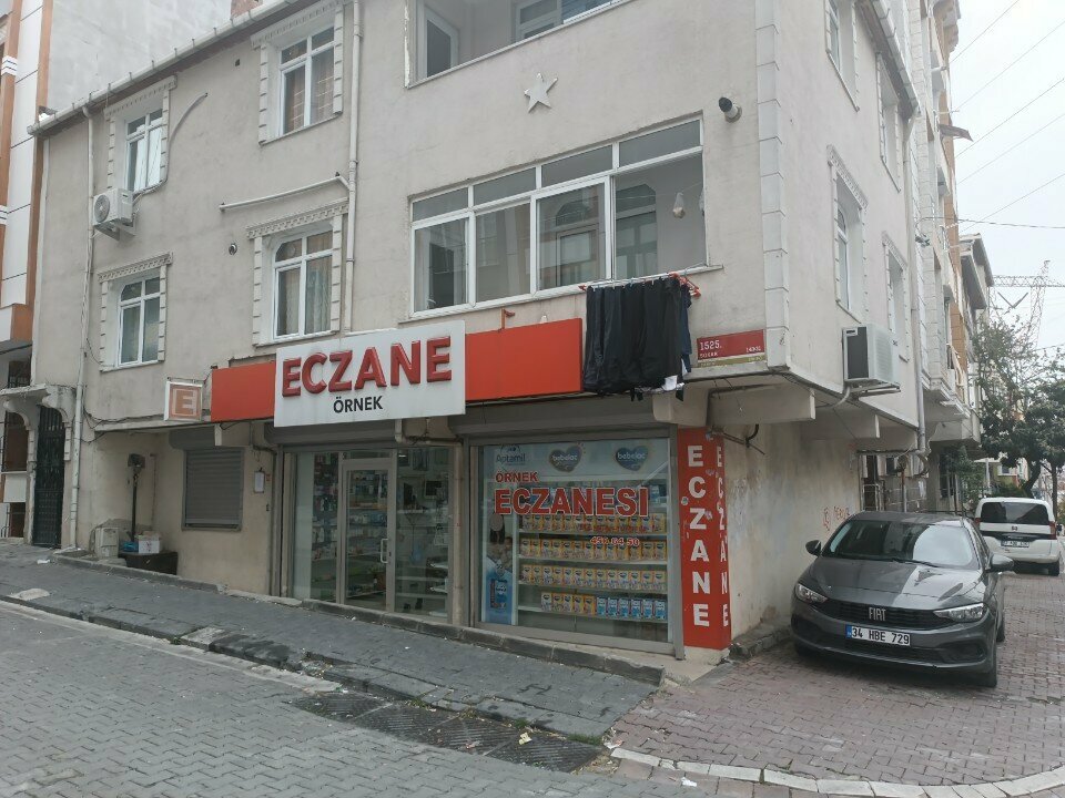 Eczaneler Örnek Eczanesi, İstanbul, foto