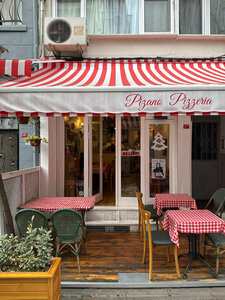 Pizano Pizzeria (İstanbul, Beşiktaş, Mecidiye Mah., Eskibahçe Sok., 19), pizzacılar  İstanbul'dan
