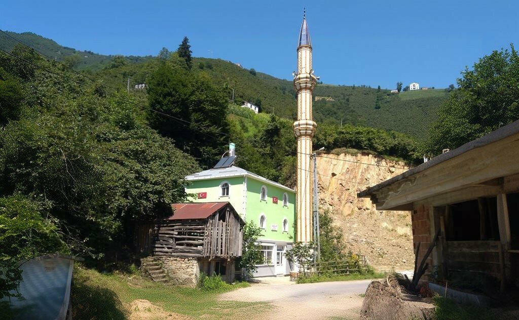 Cami Güzelyurt Köyü Yeni Cami, Espiye, foto