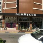Gümüşler (Uşak, Uşak Merkez , Özdemir Mah., Cumhuriyet Cad., 38D), giyim mağazası  Uşak'tan