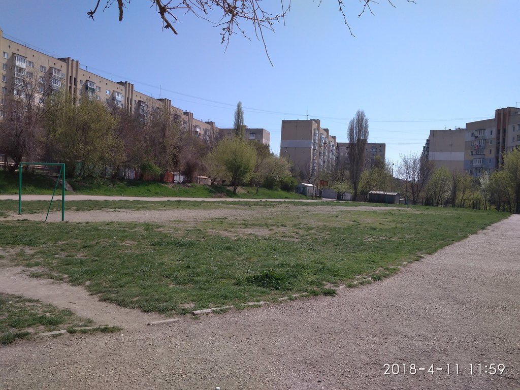 Spor alanı Футбольное поле, Simferopol (Akmescit), foto