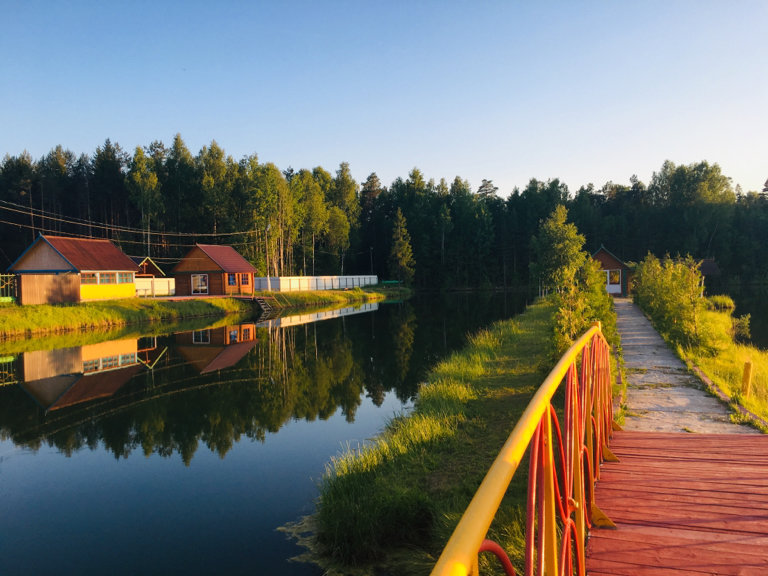 Balık çiftçiliği ve toptancıları Чистые пруды, Vladimirskaya oblastı, foto