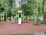 Playground (Moscow, Severo-Vostochniy Administrative Okrug, Yaroslavskiy District), oyun alanı  Moskova'dan