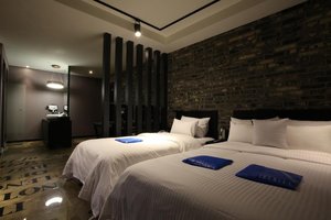 Ansan Reniel Hotel (Line 4, Ansan subway station), otel  Gyeonggi İli'nden
