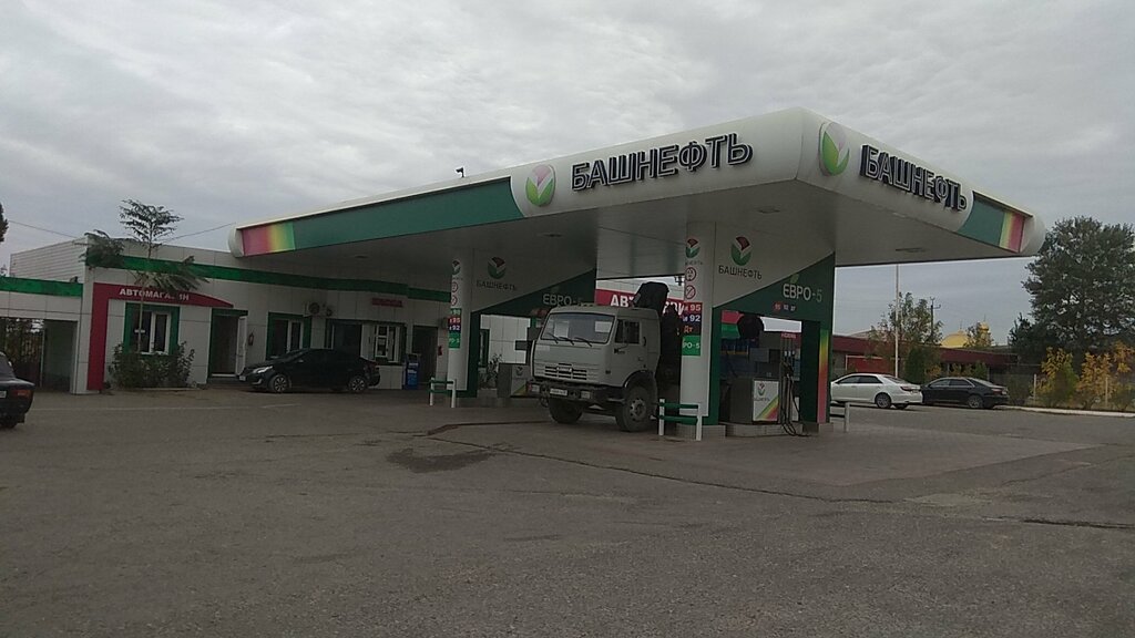 Benzin istasyonu Башнефть, Dağıstan, foto