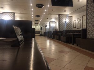 Leopizza (Krasnoarmeyskaya Street No:100), kafe  Briansk'tan